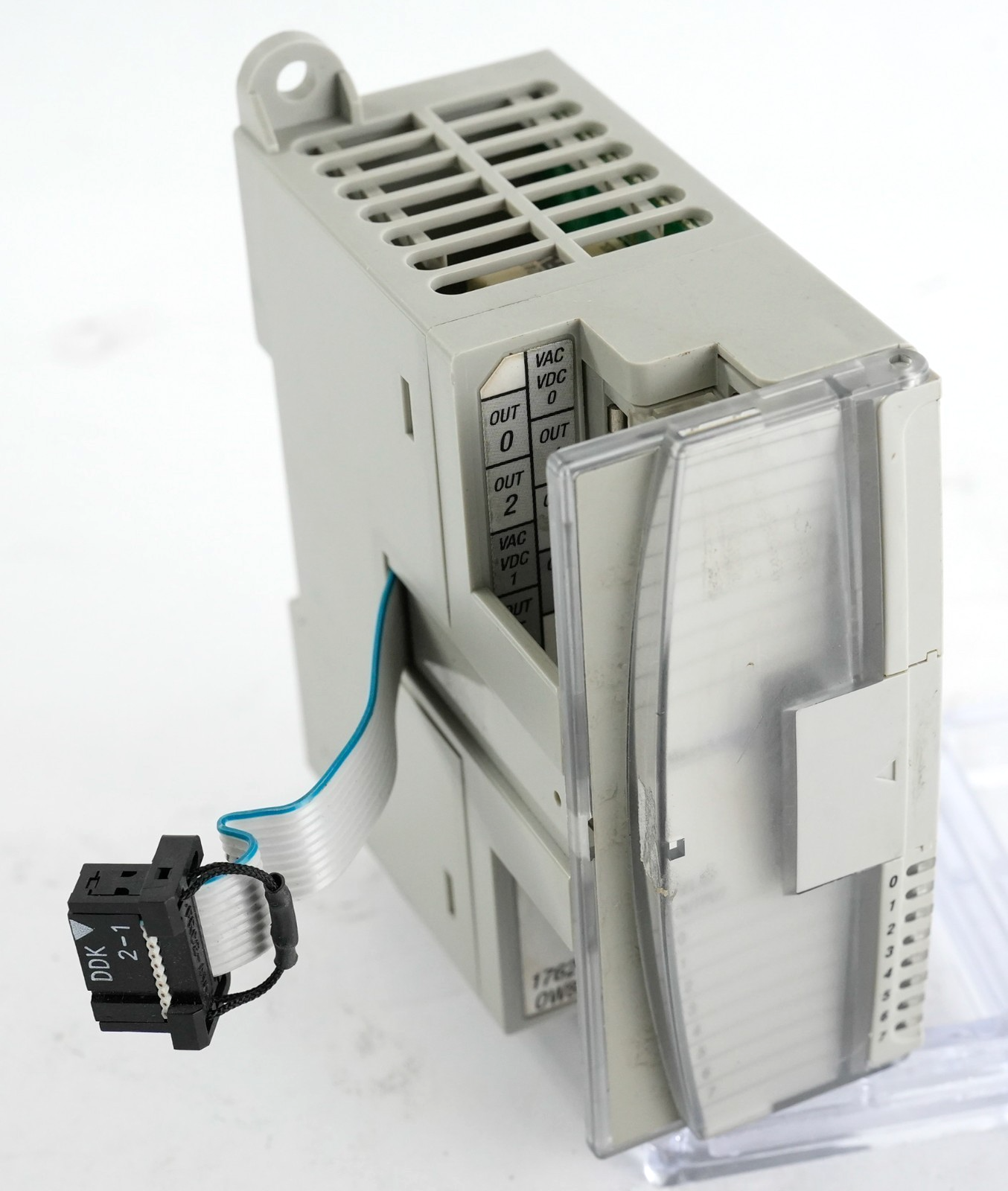 Allen Bradley 1762-OW8 /A MicroLogix 8 Point VAC/VDC Relay Output Modu ...